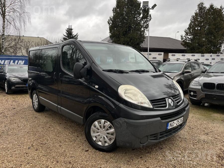 Black Renault Trafic 2008 in Riga, with an engine capacity of 2.00 L and mileage of 0 thousand km for 5490 €, photo 2 on AUTOMOTO.COM.LV