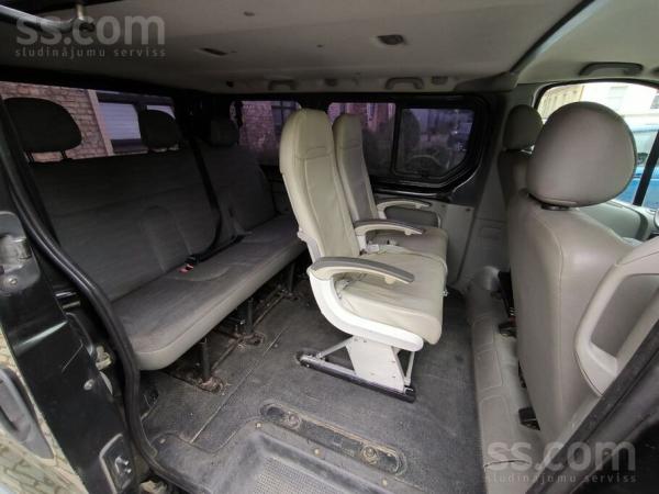 Melns Renault Trafic 2008 Rīga, ar dzinēja tilpumu 2.00 L un nobraukumu 261 tūkst. km par 6300 €, foto 10 vietnē AUTOMOTO.COM.LV