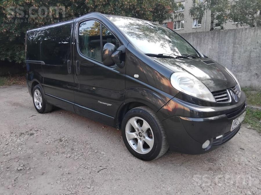 Melns Renault Trafic 2008 Rīga, ar dzinēja tilpumu 2.00 L un nobraukumu 0 tūkst. km par 6300 €, foto 3 vietnē AUTOMOTO.COM.LV