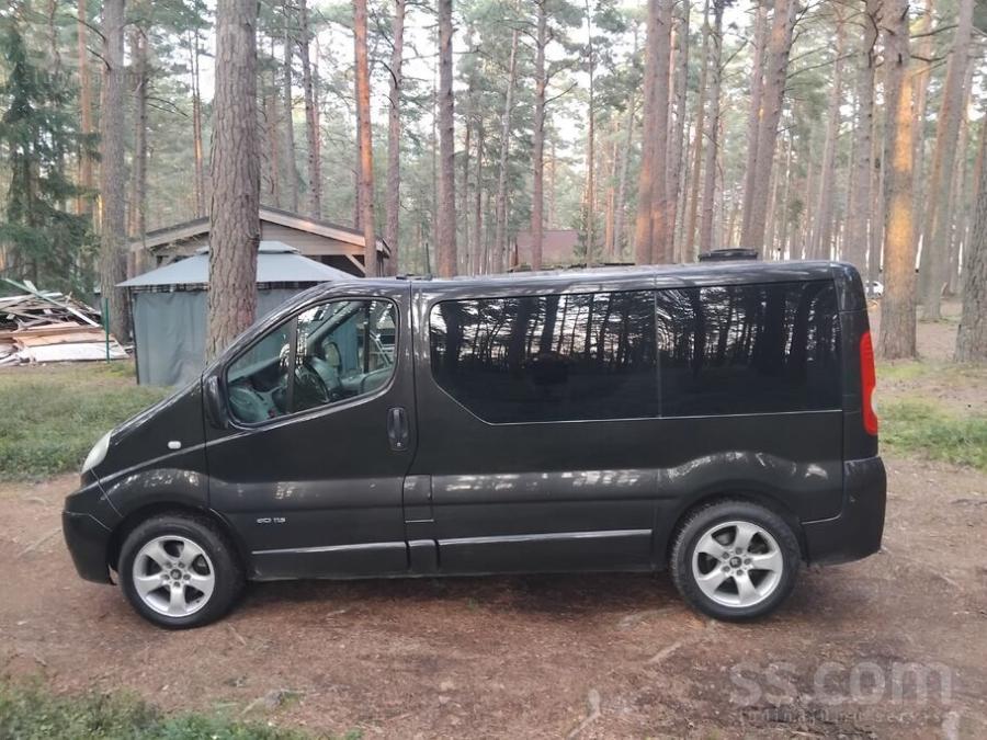 Melns Renault Trafic 2008 Rīga, ar dzinēja tilpumu 2.00 L un nobraukumu 0 tūkst. km par 6300 €, foto 6 vietnē AUTOMOTO.COM.LV
