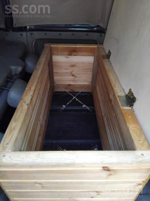 Black Renault Trafic 2008 in Riga, with an engine capacity of 2.00 L and mileage of 0 thousand km for 5700 €, photo 16 on AUTOMOTO.COM.LV