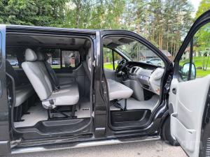 Melns Renault Trafic 2008 Valmiera, ar dzinēja tilpumu 2.50 L un nobraukumu 378 tūkst. km par 6550 €, foto 21 vietnē AUTOMOTO.COM.LV