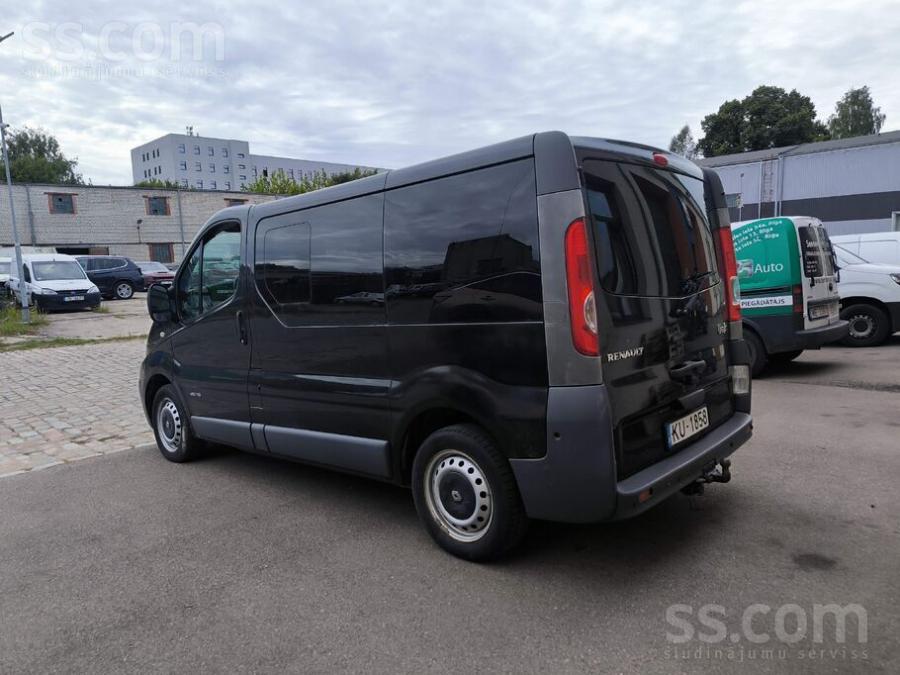 Melns Renault Trafic 2008 Rīga, ar dzinēja tilpumu 2.00 L un nobraukumu 262 tūkst. km par 5500 €, foto 6 vietnē AUTOMOTO.COM.LV