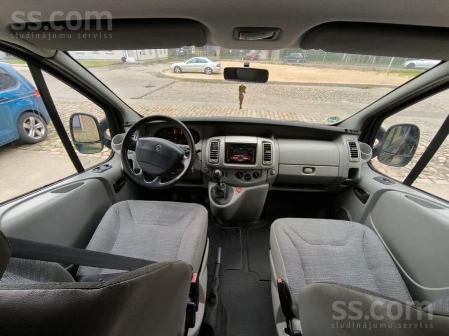 Melns Renault Trafic 2008 Rīga, ar dzinēja tilpumu 2.00 L un nobraukumu 262 tūkst. km par 5500 €, foto 8 vietnē AUTOMOTO.COM.LV