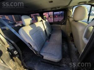 Melns Renault Trafic 2008 Rīga, ar dzinēja tilpumu 2.00 L un nobraukumu 262 tūkst. km par 5500 €, foto 12 vietnē AUTOMOTO.COM.LV