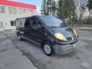 Black Renault Trafic 2009 in Radviliskis, with an engine capacity of 2.50 L and mileage of 338 thousand km for 6450 €, photo 2 on AUTOMOTO.COM.LV