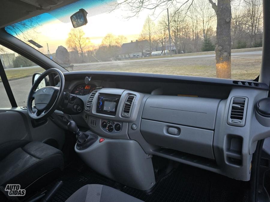 Black Renault Trafic 2009 in Radviliskis, with an engine capacity of 2.50 L and mileage of 338 thousand km for 6450 €, photo 20 on AUTOMOTO.COM.LV