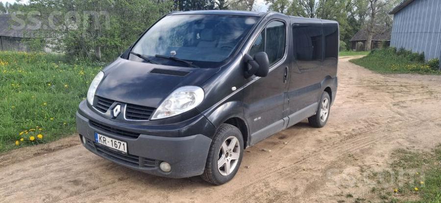 Melns Renault Trafic 2009 Cēsis, ar dzinēja tilpumu 2.00 L un nobraukumu 431 tūkst. km par 1700 €, foto 3 vietnē AUTOMOTO.COM.LV
