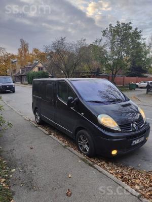 Melns Renault Trafic 2009 Rīga, ar dzinēja tilpumu 2.50 L un nobraukumu 267 tūkst. km par 8999 €, foto 4 vietnē AUTOMOTO.COM.LV