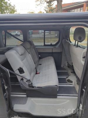 Melns Renault Trafic 2009 Rīga, ar dzinēja tilpumu 2.50 L un nobraukumu 267 tūkst. km par 8999 €, foto 12 vietnē AUTOMOTO.COM.LV