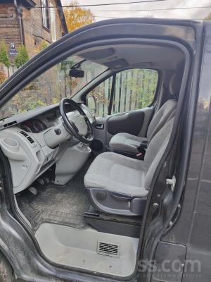 Melns Renault Trafic 2009 Rīga, ar dzinēja tilpumu 2.50 L un nobraukumu 267 tūkst. km par 8999 €, foto 18 vietnē AUTOMOTO.COM.LV