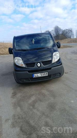 Melns Renault Trafic 2011 Kuldīga, ar dzinēja tilpumu 2.50 L un nobraukumu 471 tūkst. km par 6000 €, foto 2 vietnē AUTOMOTO.COM.LV