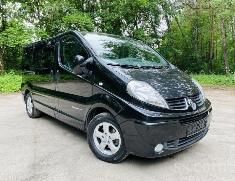 Melns Renault Trafic 2011 Rīga, ar dzinēja tilpumu 2.50 L un nobraukumu 0 tūkst. km par 9750 €, foto 1 vietnē AUTOMOTO.COM.LV