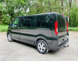 Melns Renault Trafic 2011 Rīga, ar dzinēja tilpumu 2.50 L un nobraukumu 0 tūkst. km par 9750 €, foto 4 vietnē AUTOMOTO.COM.LV