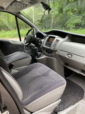 Melns Renault Trafic 2011 Rīga, ar dzinēja tilpumu 2.50 L un nobraukumu 0 tūkst. km par 9750 €, foto 7 vietnē AUTOMOTO.COM.LV