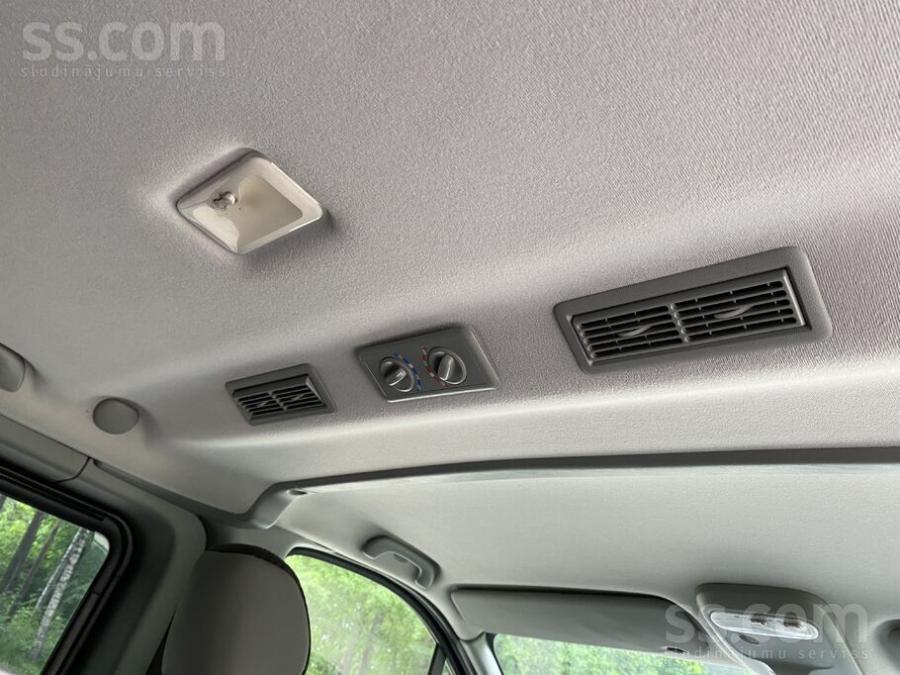 Melns Renault Trafic 2011 Rīga, ar dzinēja tilpumu 2.50 L un nobraukumu 0 tūkst. km par 9750 €, foto 9 vietnē AUTOMOTO.COM.LV