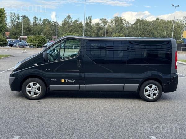 Renault Trafic 2011 Rīga vietnē Melns Renault Trafic 2011 Rīga, ar dzinēja tilpumu 2.00 L un nobraukumu 287 tūkst. km par 8900 €, foto 3 vietnē AUTOMOTO.COM.LV