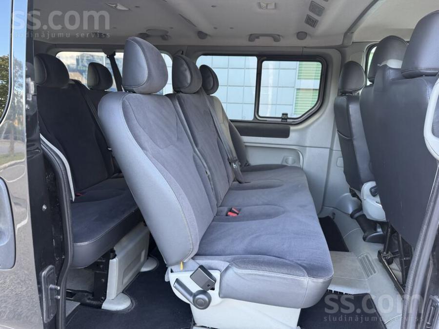 Melns Renault Trafic 2011 Rīga, ar dzinēja tilpumu 2.00 L un nobraukumu 287 tūkst. km par 8900 €, foto 18 vietnē AUTOMOTO.COM.LV