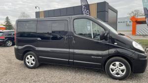 Melns Renault Trafic 2012 Marijampole, ar dzinēja tilpumu 2.00 L un nobraukumu 241 tūkst. km par 11990 €, foto 9 vietnē AUTOMOTO.COM.LV