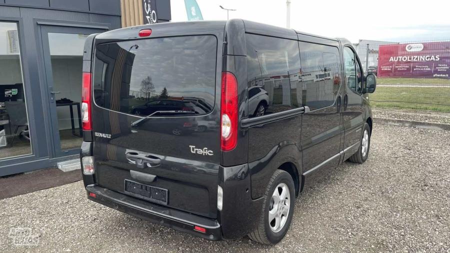 Melns Renault Trafic 2012 Marijampole, ar dzinēja tilpumu 2.00 L un nobraukumu 241 tūkst. km par 11990 €, foto 10 vietnē AUTOMOTO.COM.LV