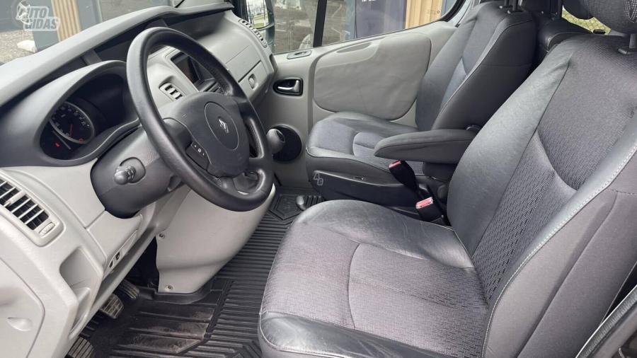 Melns Renault Trafic 2012 Marijampole, ar dzinēja tilpumu 2.00 L un nobraukumu 241 tūkst. km par 11990 €, foto 15 vietnē AUTOMOTO.COM.LV