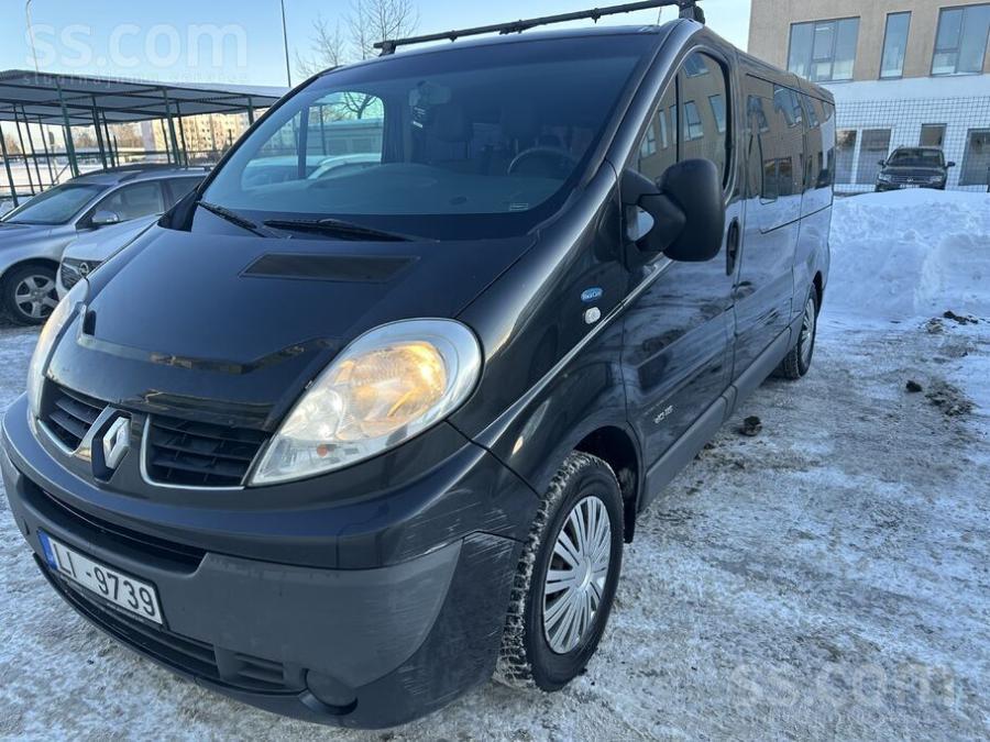 Melns Renault Trafic 2012 Rīga, ar dzinēja tilpumu 2.00 L un nobraukumu 330 tūkst. km par 9500 €, foto 4 vietnē AUTOMOTO.COM.LV