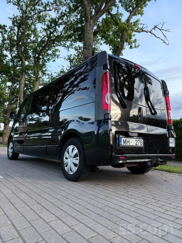Melns Renault Trafic 2012 Valmiera, ar dzinēja tilpumu 2.00 L un nobraukumu 305 tūkst. km par 8900 €, foto 3 vietnē AUTOMOTO.COM.LV