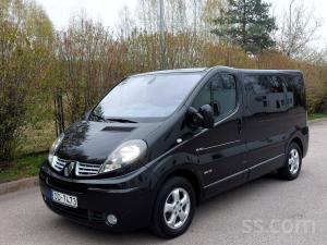 Black Renault Trafic 2013 in Riga, with an engine capacity of 2.00 L and mileage of 296 thousand km for 11990 €, photo  on AUTOMOTO.COM.LV