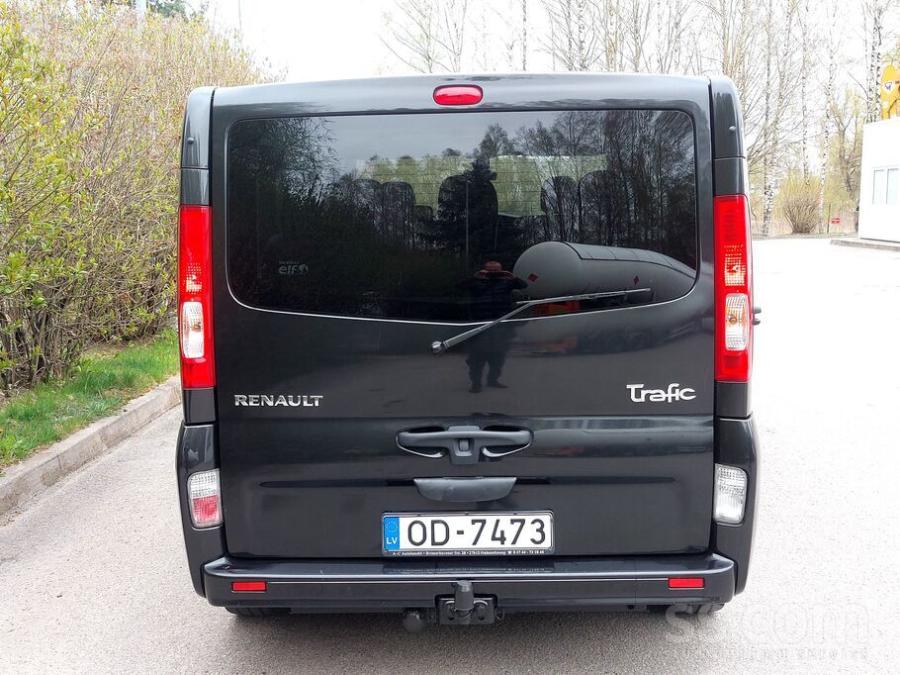 Black Renault Trafic 2013 in Riga, with an engine capacity of 2.00 L and mileage of 296 thousand km for 11990 €, photo 6 on AUTOMOTO.COM.LV