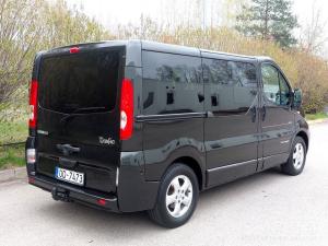 Black Renault Trafic 2013 in Riga, with an engine capacity of 2.00 L and mileage of 296 thousand km for 11990 €, photo 7 on AUTOMOTO.COM.LV