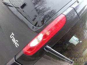 Black Renault Trafic 2013 in Riga, with an engine capacity of 2.00 L and mileage of 296 thousand km for 11990 €, photo 10 on AUTOMOTO.COM.LV