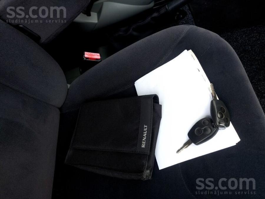 Black Renault Trafic 2013 in Riga, with an engine capacity of 2.00 L and mileage of 296 thousand km for 11990 €, photo 15 on AUTOMOTO.COM.LV