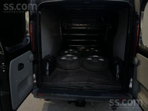 Melns Renault Trafic 2013 Rīga, ar dzinēja tilpumu 2.00 L un nobraukumu 298 tūkst. km par 5150 €, foto 6 vietnē AUTOMOTO.COM.LV