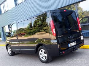 Black Renault Trafic 2013 in Riga, with an engine capacity of 2.00 L and mileage of 298 thousand km for 11790 €, photo 3 on AUTOMOTO.COM.LV