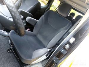 Black Renault Trafic 2013 in Riga, with an engine capacity of 2.00 L and mileage of 298 thousand km for 11790 €, photo 22 on AUTOMOTO.COM.LV
