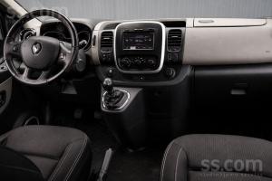 Melns Renault Trafic 2015 Tukums, ar dzinēja tilpumu 1.60 L un nobraukumu 186 tūkst. km par 12800 €, foto 9 vietnē AUTOMOTO.COM.LV