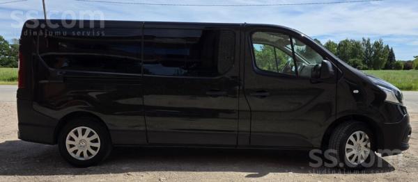 Melns Renault Trafic 2015 Bauska, ar dzinēja tilpumu 1.60 L un nobraukumu 186 tūkst. km par 13300 €, foto 4 vietnē AUTOMOTO.COM.LV