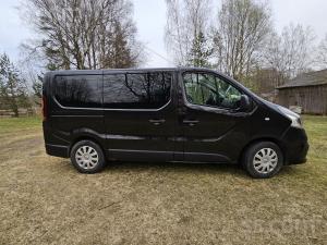 Black Renault Trafic 2015 in Riga, with an engine capacity of 1.60 L and mileage of 289 thousand km for 5000 €, photo 5 on AUTOMOTO.COM.LV