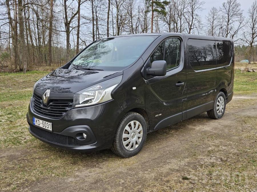 Black Renault Trafic 2015 in Riga, with an engine capacity of 1.60 L and mileage of 289 thousand km for 5000 €, photo 6 on AUTOMOTO.COM.LV