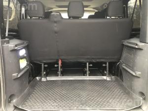Black Renault Trafic 2015 in Riga, with an engine capacity of 1.60 L and mileage of 289 thousand km for 5000 €, photo 11 on AUTOMOTO.COM.LV