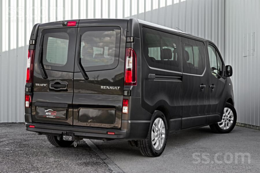 Melns Renault Trafic 2015 Ogre, ar dzinēja tilpumu 1.60 L un nobraukumu 238 tūkst. km par 14500 €, foto 4 vietnē AUTOMOTO.COM.LV