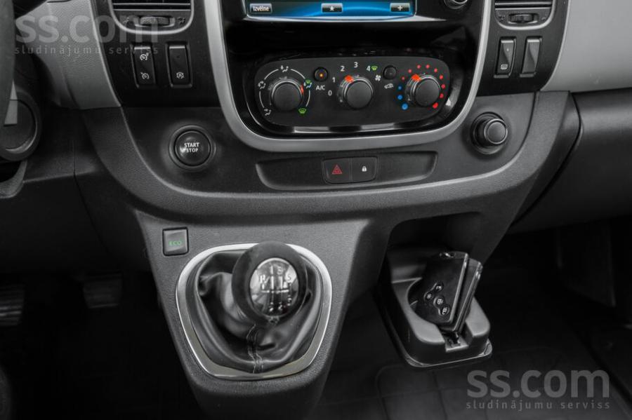 Melns Renault Trafic 2015 Ogre, ar dzinēja tilpumu 1.60 L un nobraukumu 238 tūkst. km par 14500 €, foto 16 vietnē AUTOMOTO.COM.LV