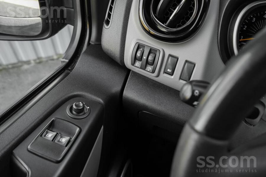 Melns Renault Trafic 2015 Ogre, ar dzinēja tilpumu 1.60 L un nobraukumu 238 tūkst. km par 14500 €, foto 17 vietnē AUTOMOTO.COM.LV