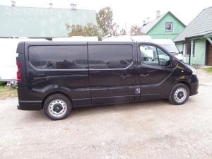 Black Renault Trafic 2016 in Valka, with an engine capacity of 1.60 L and mileage of 228 thousand km for 8500 €, photo 5 on AUTOMOTO.COM.LV