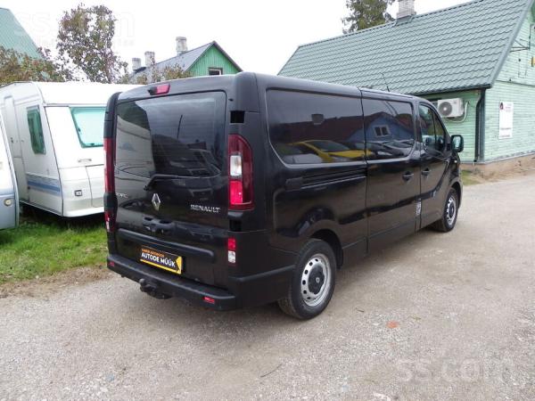 Melns Renault Trafic 2016 Valka, ar dzinēja tilpumu 1.60 L un nobraukumu 228 tūkst. km par 8500 €, foto 5 vietnē AUTOMOTO.COM.LV