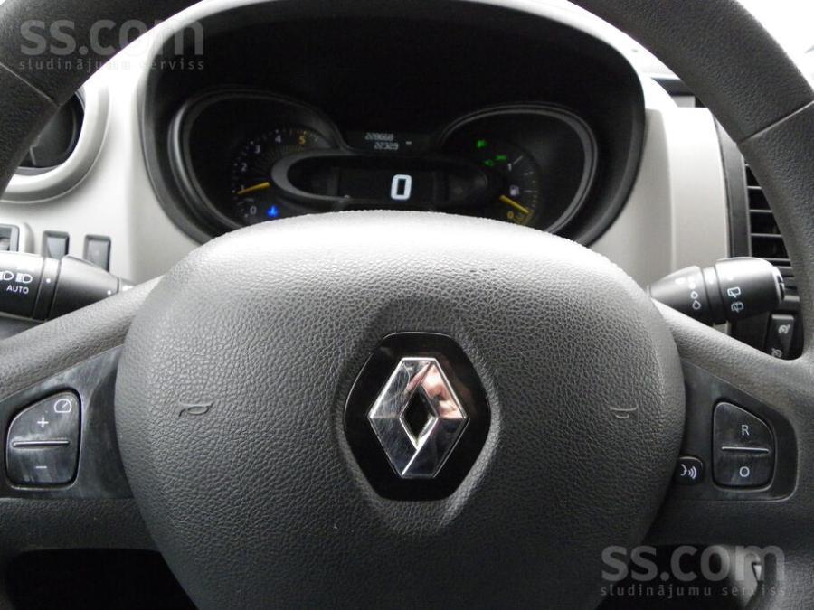 Black Renault Trafic 2016 in Valka, with an engine capacity of 1.60 L and mileage of 228 thousand km for 8500 €, photo 9 on AUTOMOTO.COM.LV