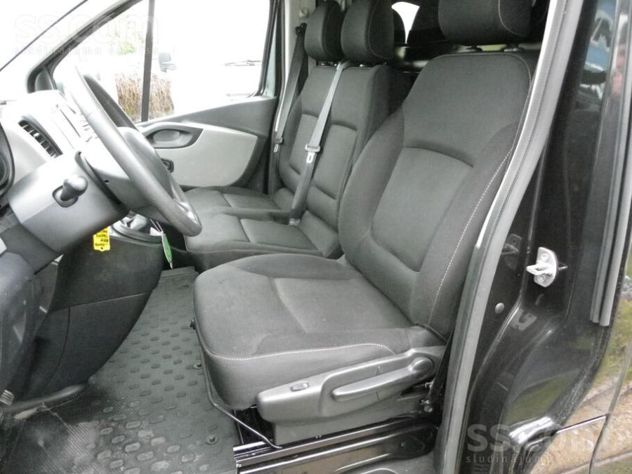 Black Renault Trafic 2016 in Valka, with an engine capacity of 1.60 L and mileage of 228 thousand km for 8500 €, photo 15 on AUTOMOTO.COM.LV