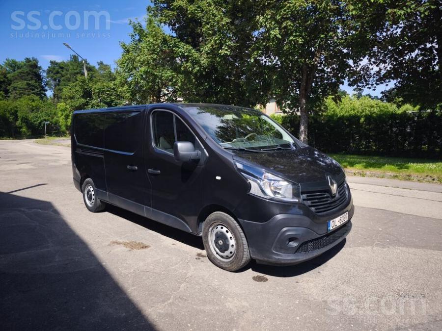Black Renault Trafic 2016 in Ogre, with an engine capacity of 1.60 L and mileage of 259 thousand km for 7850 €, photo 4 on AUTOMOTO.COM.LV