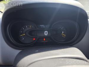 Black Renault Trafic 2016 in Ogre, with an engine capacity of 1.60 L and mileage of 259 thousand km for 7850 €, photo 11 on AUTOMOTO.COM.LV