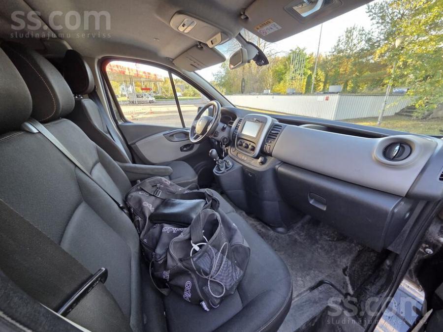 Melns Renault Trafic 2017 Daugavpils, ar dzinēja tilpumu 1.60 L un nobraukumu 0 tūkst. km par 13999 €, foto 16 vietnē AUTOMOTO.COM.LV